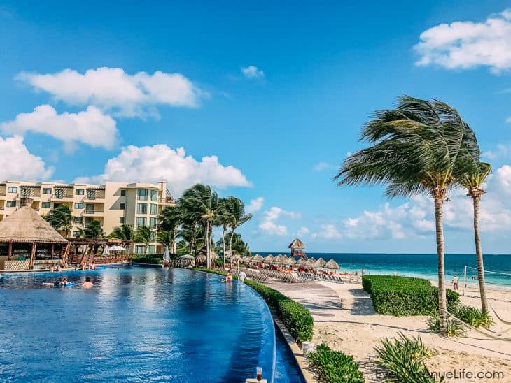 Dreams riviera cancun store